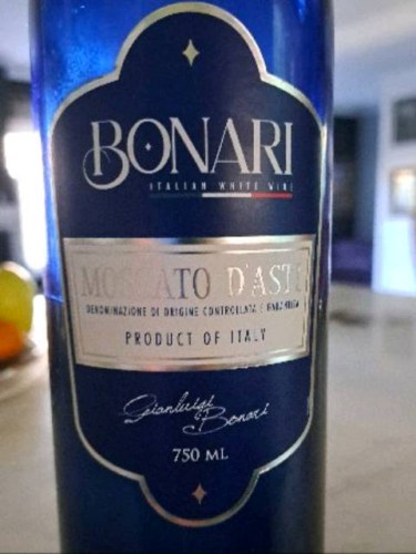 Gianluigi Bonari Moscato d'Asti | Vivino English