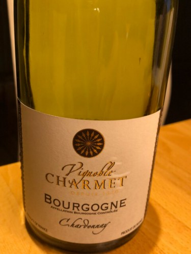 Vignoble Charmet Bourgogne Chardonnay | Vivino US