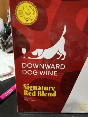 Downward Dog Signature Red Blend | Vivino US