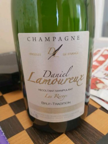 Daniel Lamoureux Les Riceys Brut Tradition Champagne | Vivino US