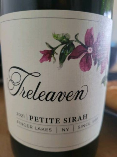 Treleaven Petite Sirah | Vivino US