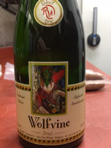 Wolf Vine Brut | Vivino US