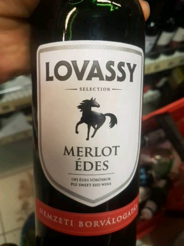 Lovassy Merlot Édes | Vivino Deutschland