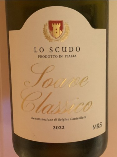 Marks & Spencer Lo Scudo Soave Classico | Vivino France
