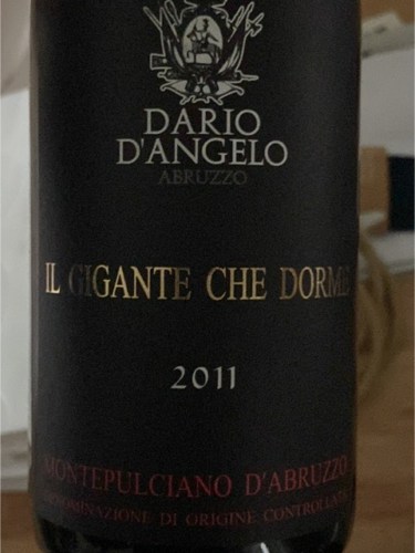 Dario d'Angelo Il Gigante Che Dorme Montepulciano d'Abruzzo | Vivino Canada