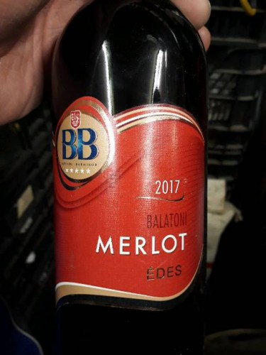 BB Balatonboglári Merlot Édes | Vivino Australia