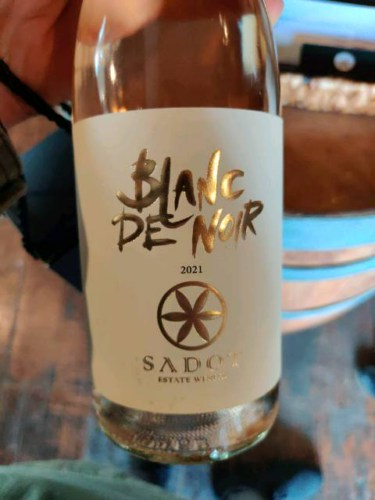 Sadot Estate Blanc de Noir | Vivino US