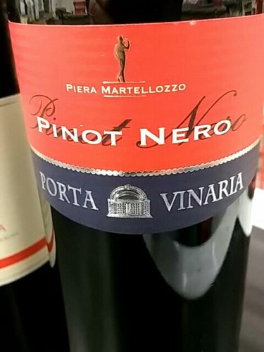 Piera Martellozzo Porta Vinaria Pinot Nero | Vivino US