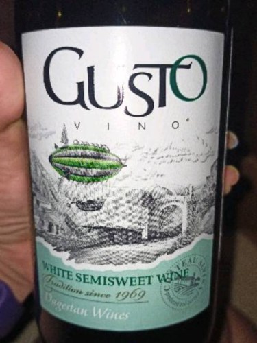 Gusto Vino White Semisweet | Vivino US