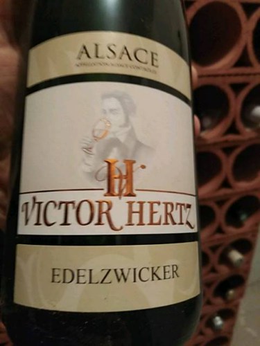 Victor Hertz Edelzwicker | Vivino US