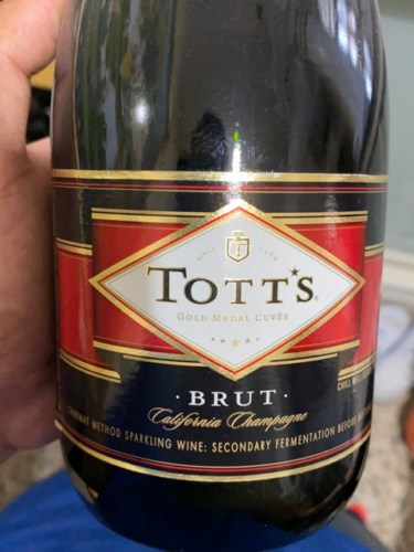Tott's Gold Medal Cuvée Brut Champagne | Vivino Australia