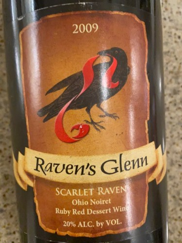 Raven's Glenn Scarlet Raven | Vivino US