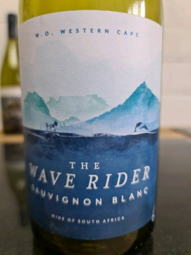 The Wave Rider Sauvignon Blanc | Vivino US