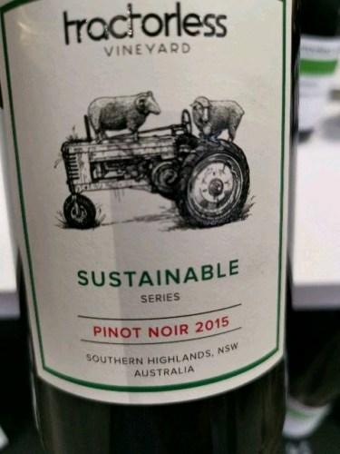 Tractorless Vineyard Sustainable Series Pinot Noir | Vivino US