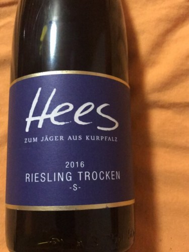 Weingut Hees Riesling Trocken S | Vivino Australia