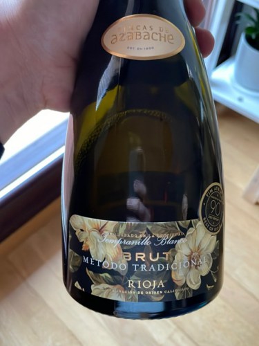 Azabache Tempranillo Blanco Méthode Tradicional Brut | Vivino US