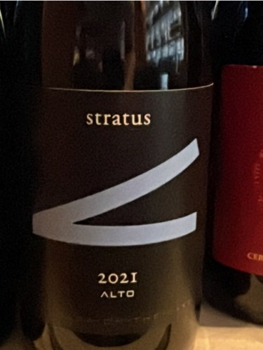 Stratus Alto | Vivino US