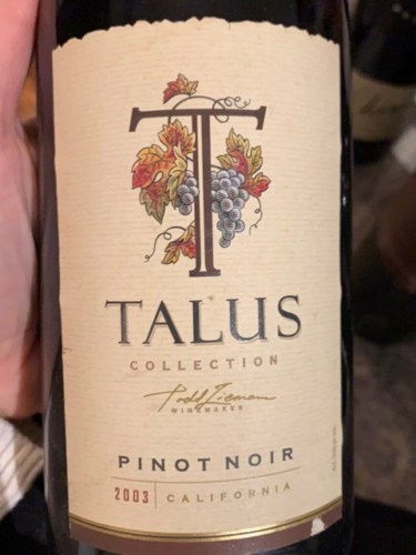 Talus Pinot Noir | Vivino US