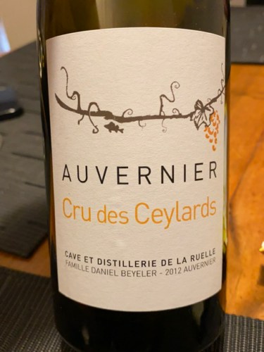 Cave et Distillerie de la Ruelle - Domaine Beyeler Cru des Ceylards ...
