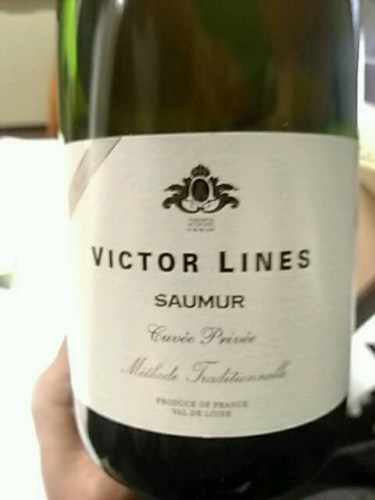 2018 Victor Lines Cuvée Prestige Demi-Sec Premium Saumur Brut | Vivino US