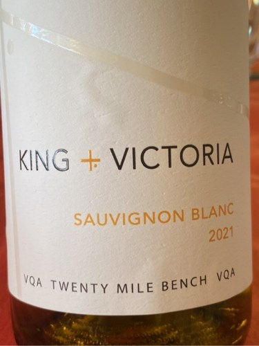 King + Victoria Sauvignon Blanc | Vivino US