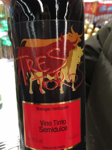 Tres Toros Tinto Semidulce | Vivino Australia