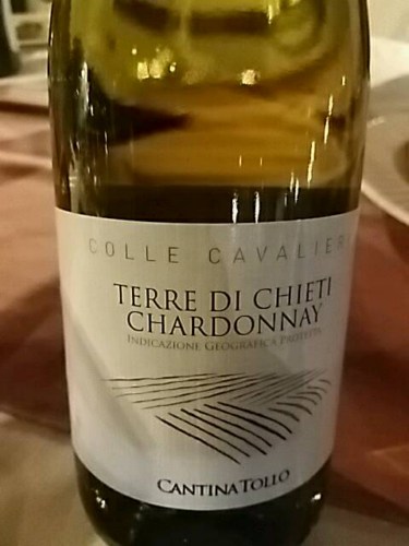 Cantina Tollo Chardonnay Terre di Chieti | Vivino US