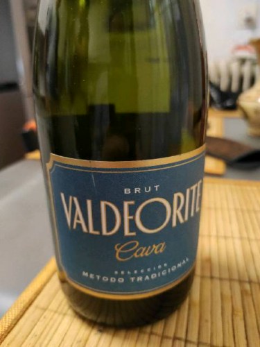 2021 Valdeorite Cava Brut | Vivino US
