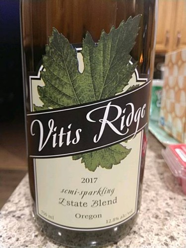 Vitis Ridge Estate Blend Semi Sparkling | Vivino Brasil