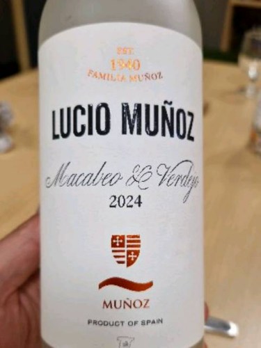 Viñedos y Bodegas Muñoz Lucio Muñoz Blanco | Vivino Deutsch