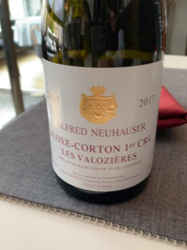 Loichet Alfred Neuhauser Aloxe-Corton 1er Cru 'Les Valozières' | Vivino