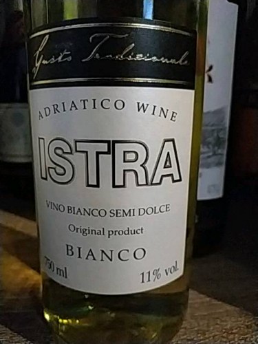 Istra Bianco Semi Dolce | Vivino US