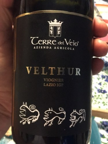 Terre del Veio Velthur Viognier | Vivino US