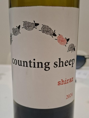Counting Sheep Shiraz | Vivino English