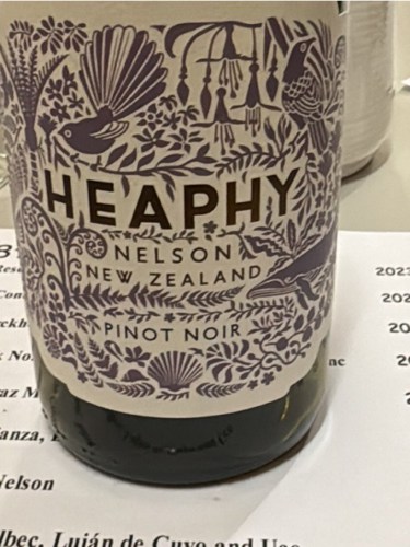 Heaphy Pinot Noir | Vivino US