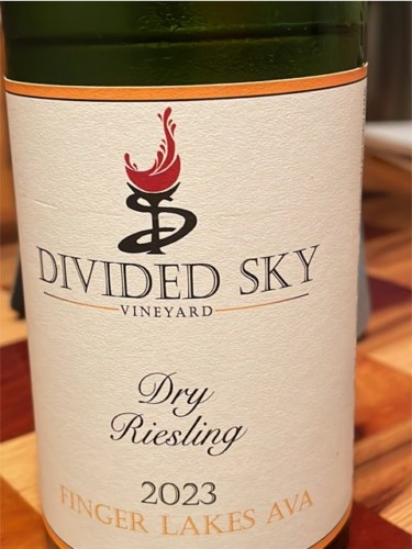 Divided Sky Vineyard Dry Riesling | Vivino US