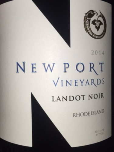 Newport Landot Noir | Vivino US