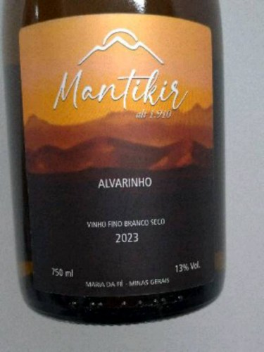 Espaço Essenza Alvarinho Vinho Fino Branco Seco | Vivino US