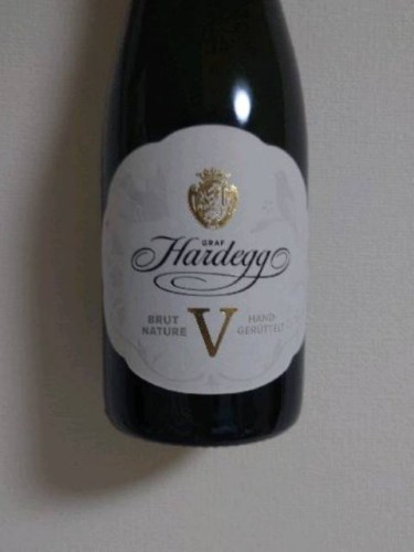 Graf Hardegg V Handgerüttelt Brut Nature | Vivino US