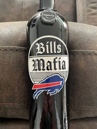Mano's Buffalo Bills Mafia Cabernet Sauvignon | Vivino US