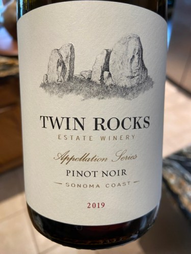 Twin Rocks Estate Winery Appellation Series Pinot Noir | Vivino France