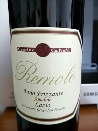 Remolo Lazio Vino Frizzante | Vivino Canada