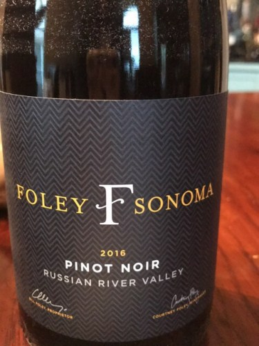 Foley Sonoma Pinot Noir | Vivino US