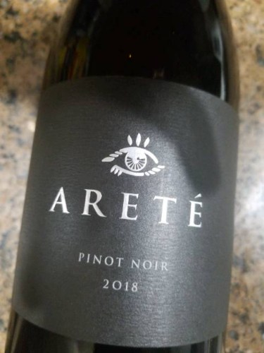 Iris Vineyards Areté Pinot Noir | Vivino Canada