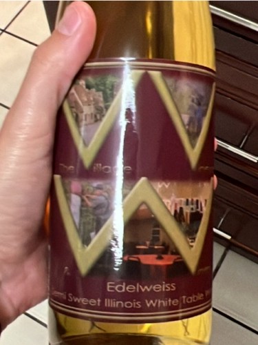 The Village Vineyard & Winery Edelweiss | Vivino US