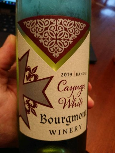 Bourgmont Winery Cayuga White | Vivino US