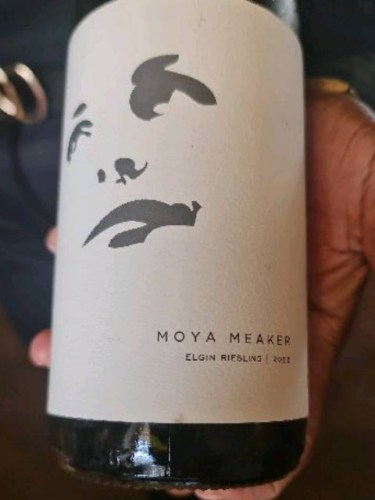 Moya Meaker Riesling | Vivino English