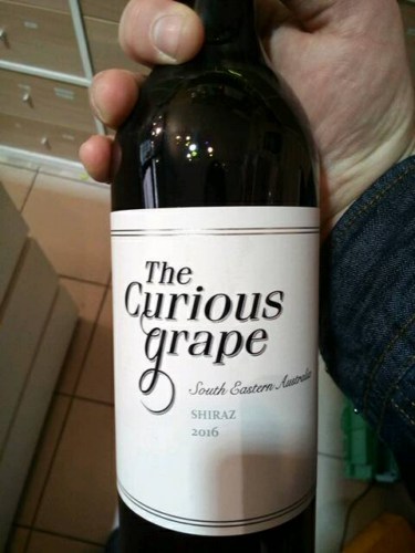 Idyll Wine Co. The Curious Grape Shiraz | Vivino US
