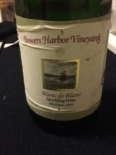 Bowers Harbor Blanc de Blanc Sparkling | Vivino Canada