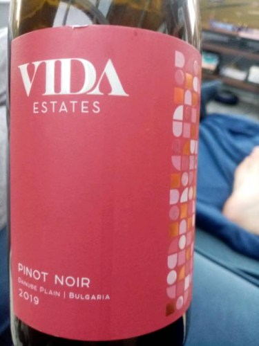 Vida Estates Pinot Noir | Vivino US